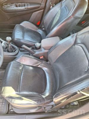 Zils Fiat Bravo 2006 Rīga, ar dzinēja tilpumu 1.90 L un nobraukumu 320 tūkst. km par 1550 €, foto 8 vietnē AUTOMOTO.COM.LV