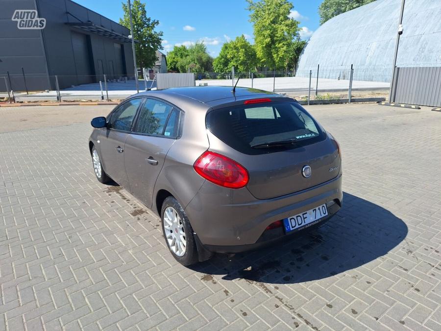 Brown Fiat Bravo 2007 in Vilkaviskis, with an engine capacity of 1.90 L and mileage of 158 thousand km for 550 €, photo 4 on AUTOMOTO.COM.LV