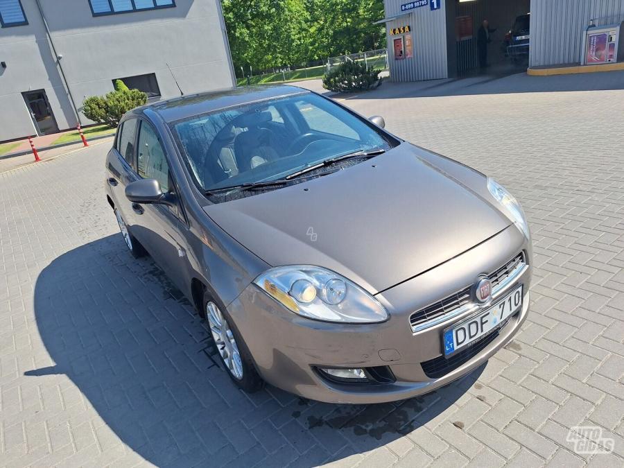 Brown Fiat Bravo 2007 in Vilkaviskis, with an engine capacity of 1.90 L and mileage of 158 thousand km for 550 €, photo 8 on AUTOMOTO.COM.LV
