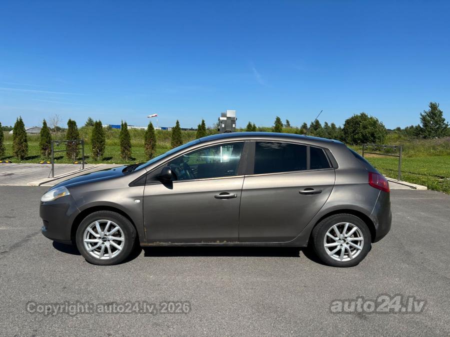 Grey Fiat Bravo 2009 in Tallinn, with an engine capacity of 1.90 L and mileage of 428 thousand km for 2599 €, photo 9 on AUTOMOTO.COM.LV