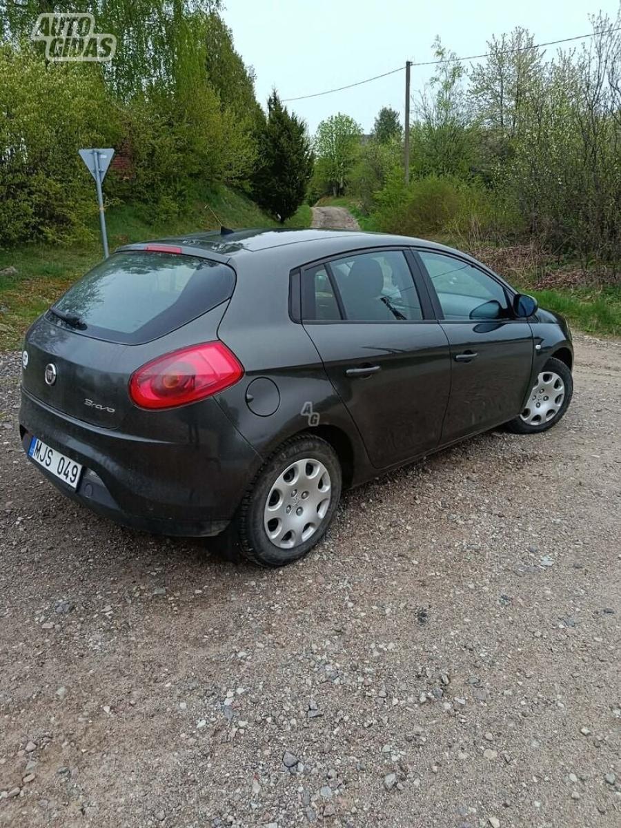 Fiat Bravo 2007 Alīta, ar dzinēja tilpumu 1.90 L un nobraukumu 251 tūkst. km par 1050 €, foto 4 vietnē AUTOMOTO.COM.LV