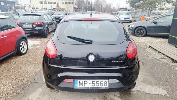 Fiat Bravo 2008 in Riga, with an engine capacity of 1.40 L and mileage of 278 thousand km for 1700 €, photo 6 on AUTOMOTO.COM.LV