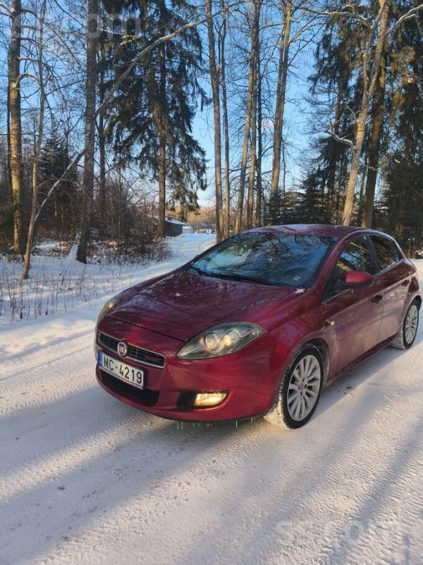 Red Fiat Bravo 2007 in Gulbene, with an engine capacity of 1.90 L and mileage of 310 thousand km for 2800 €, photo 2 on AUTOMOTO.COM.LV