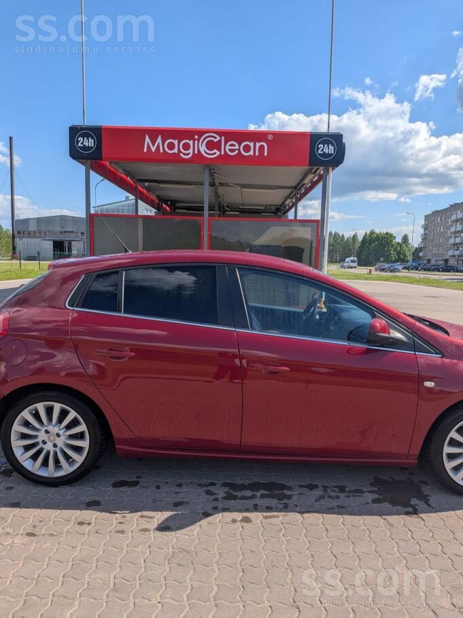 Sarkans Fiat Bravo 2007 Gulbene, ar dzinēja tilpumu 1.90 L un nobraukumu 310 tūkst. km par 2700 €, foto 4 vietnē AUTOMOTO.COM.LV