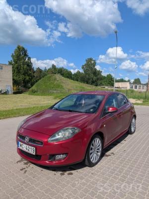 Sarkans Fiat Bravo 2007 Gulbene, ar dzinēja tilpumu 1.90 L un nobraukumu 310 tūkst. km par 2700 €, foto 5 vietnē AUTOMOTO.COM.LV