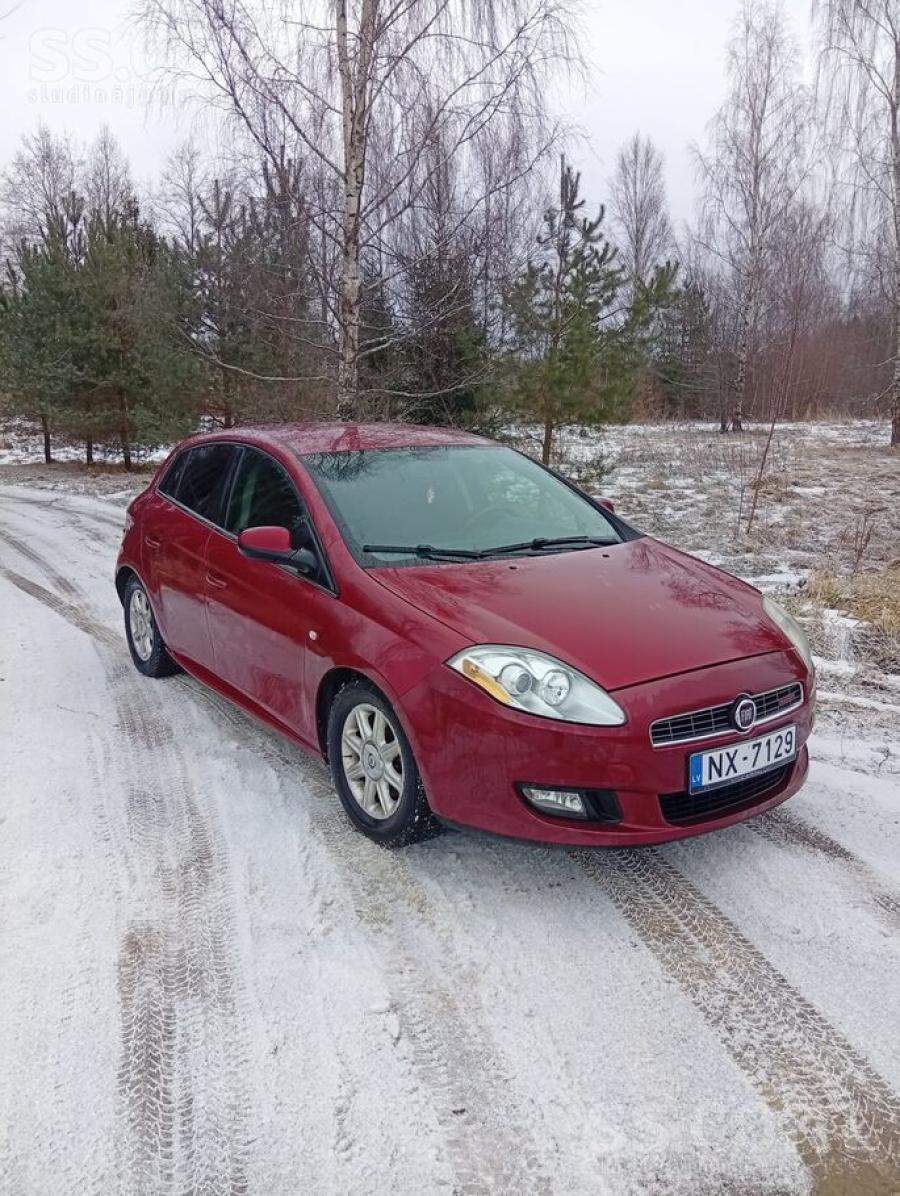 Red Fiat Bravo 2007 in Riga, with an engine capacity of 1.90 L and mileage of 250 thousand km for 2300 €, photo 6 on AUTOMOTO.COM.LV