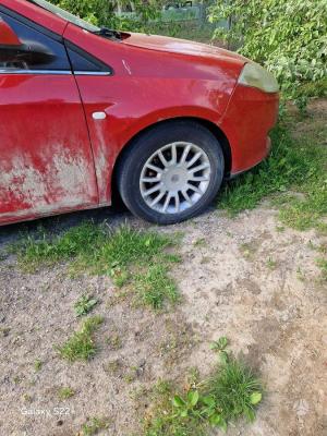 Red Fiat Bravo 2007 in Siauliai, with an engine capacity of 1.91 L and mileage of 248 thousand km for 1300 €, photo  on AUTOMOTO.COM.LV