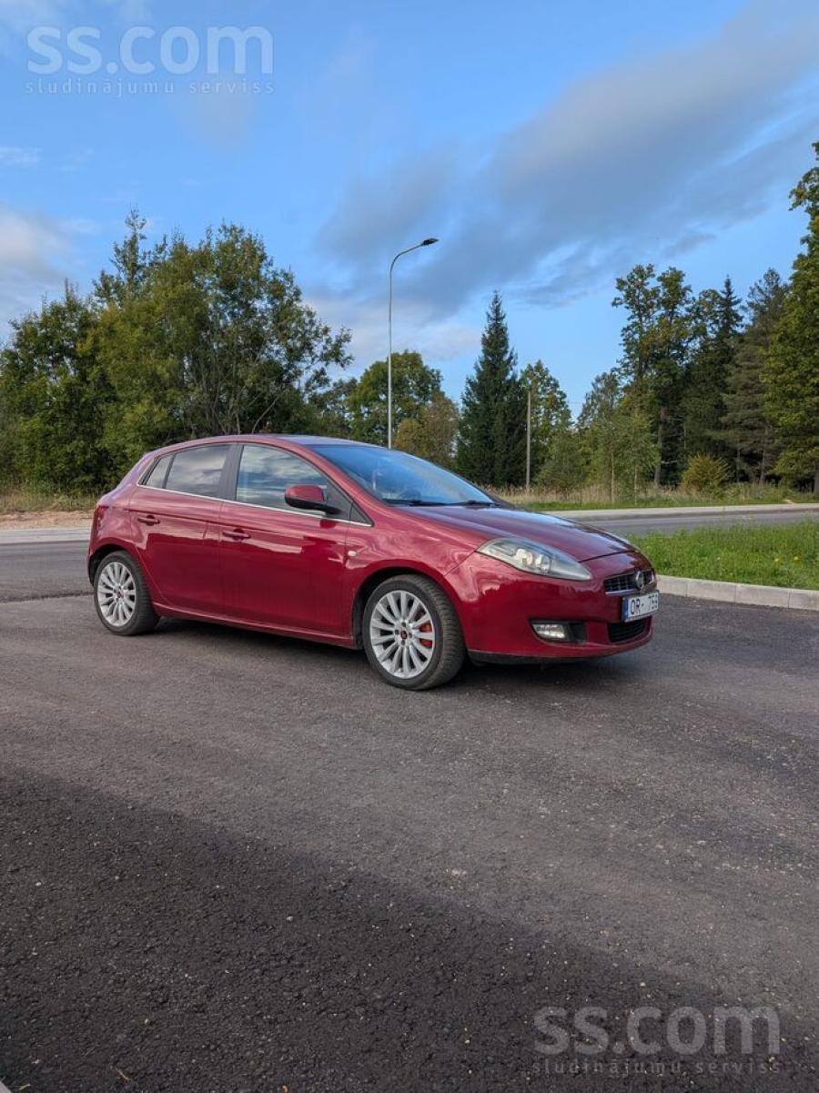 Sarkans Fiat Bravo 2007 Gulbene, ar dzinēja tilpumu 1.90 L un nobraukumu 311 tūkst. km par 2550 €, foto 8 vietnē AUTOMOTO.COM.LV