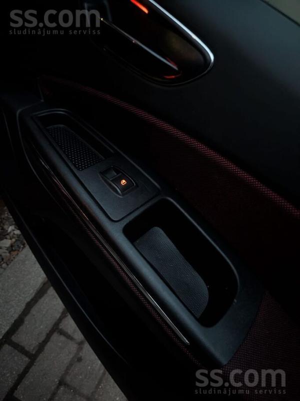 Sarkans Fiat Bravo 2007 Valmiera, ar dzinēja tilpumu 1.90 L un nobraukumu 311 tūkst. km par 2200 €, foto 3 vietnē AUTOMOTO.COM.LV