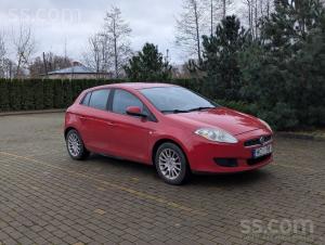 Sarkans Fiat Bravo 2008 Rīga, ar dzinēja tilpumu 1.40 L un nobraukumu 310 tūkst. km par 1250 €, foto  vietnē AUTOMOTO.COM.LV