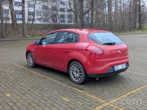 Sarkans Fiat Bravo 2008 Rīga, ar dzinēja tilpumu 1.40 L un nobraukumu 310 tūkst. km par 1250 €, foto 4 vietnē AUTOMOTO.COM.LV