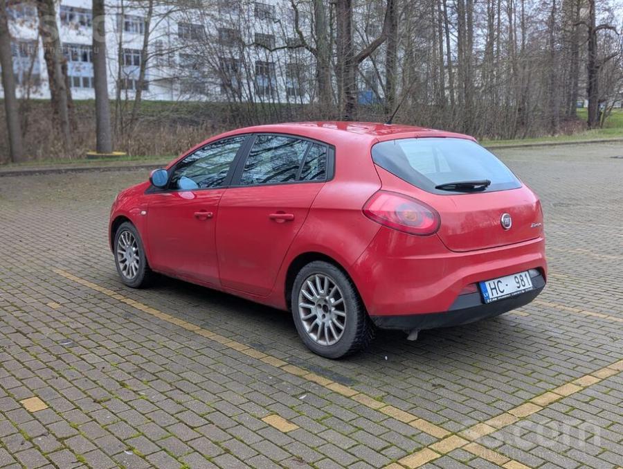 Sarkans Fiat Bravo 2008 Rīga, ar dzinēja tilpumu 1.40 L un nobraukumu 310 tūkst. km par 1250 €, foto 4 vietnē AUTOMOTO.COM.LV