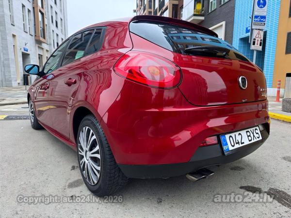 Sarkans Fiat Bravo 2008 Tallina, ar dzinēja tilpumu 1.90 L un nobraukumu 188 tūkst. km par 1899 €, foto 3 vietnē AUTOMOTO.COM.LV