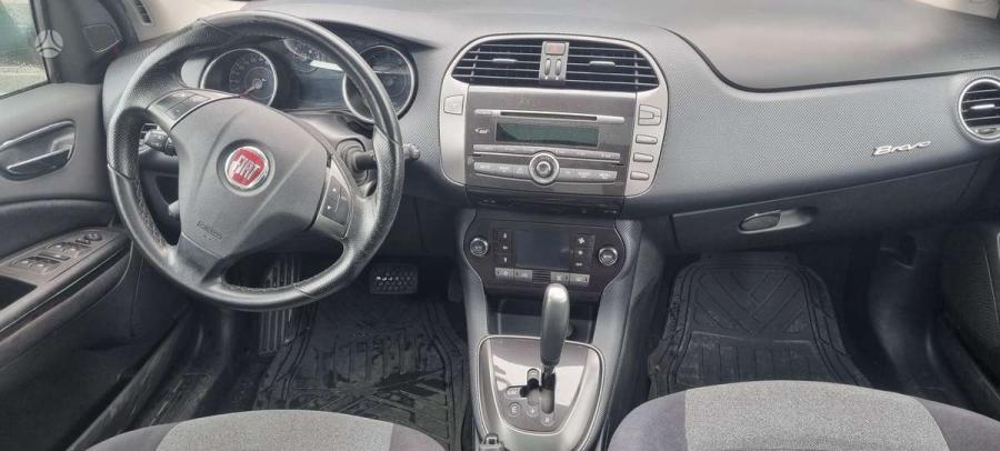 Sarkans Fiat Bravo 2008 Viļņa, ar dzinēja tilpumu 1.37 L un nobraukumu 177 tūkst. km par 1300 €, foto 12 vietnē AUTOMOTO.COM.LV