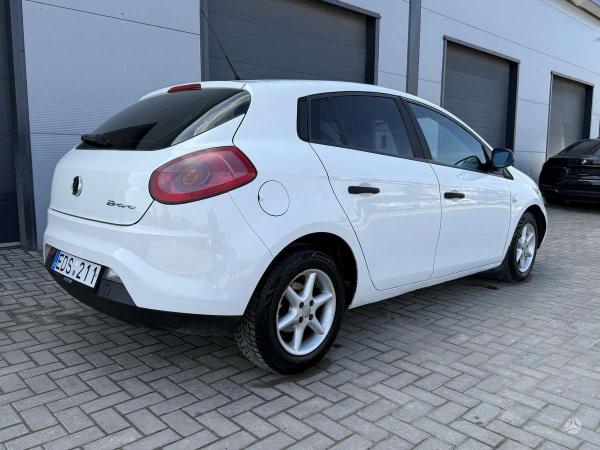 White Fiat Bravo 2008 in Vilnius, with an engine capacity of 1.37 L and mileage of 225 thousand km for 950 €, photo 6 on AUTOMOTO.COM.LV