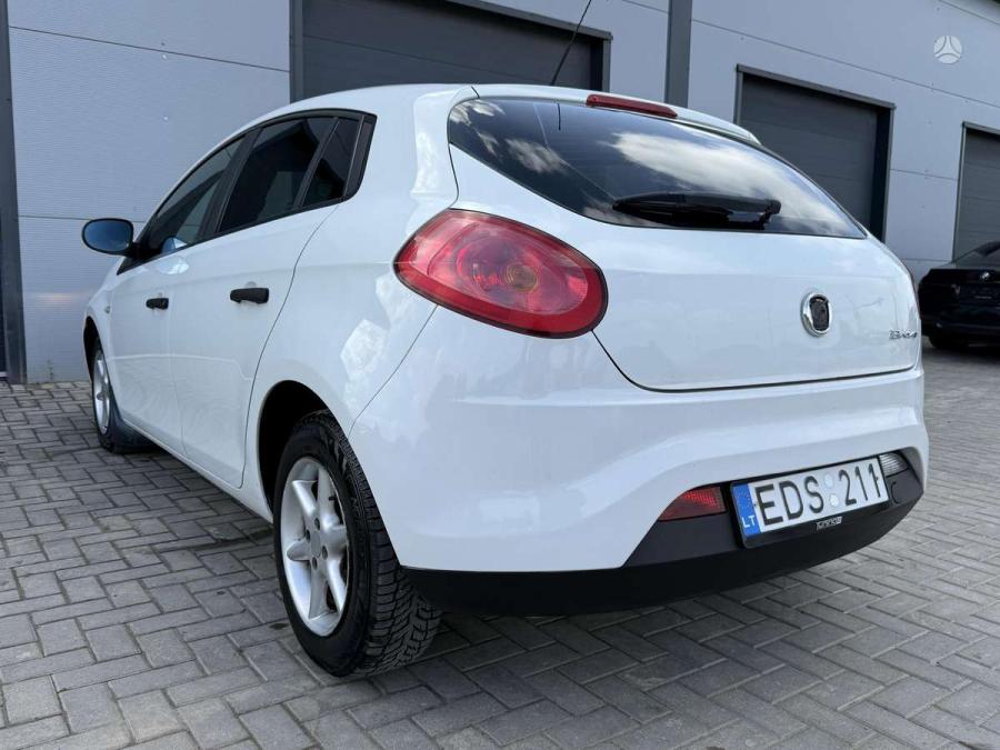 White Fiat Bravo 2008 in Vilnius, with an engine capacity of 1.37 L and mileage of 225 thousand km for 950 €, photo 14 on AUTOMOTO.COM.LV