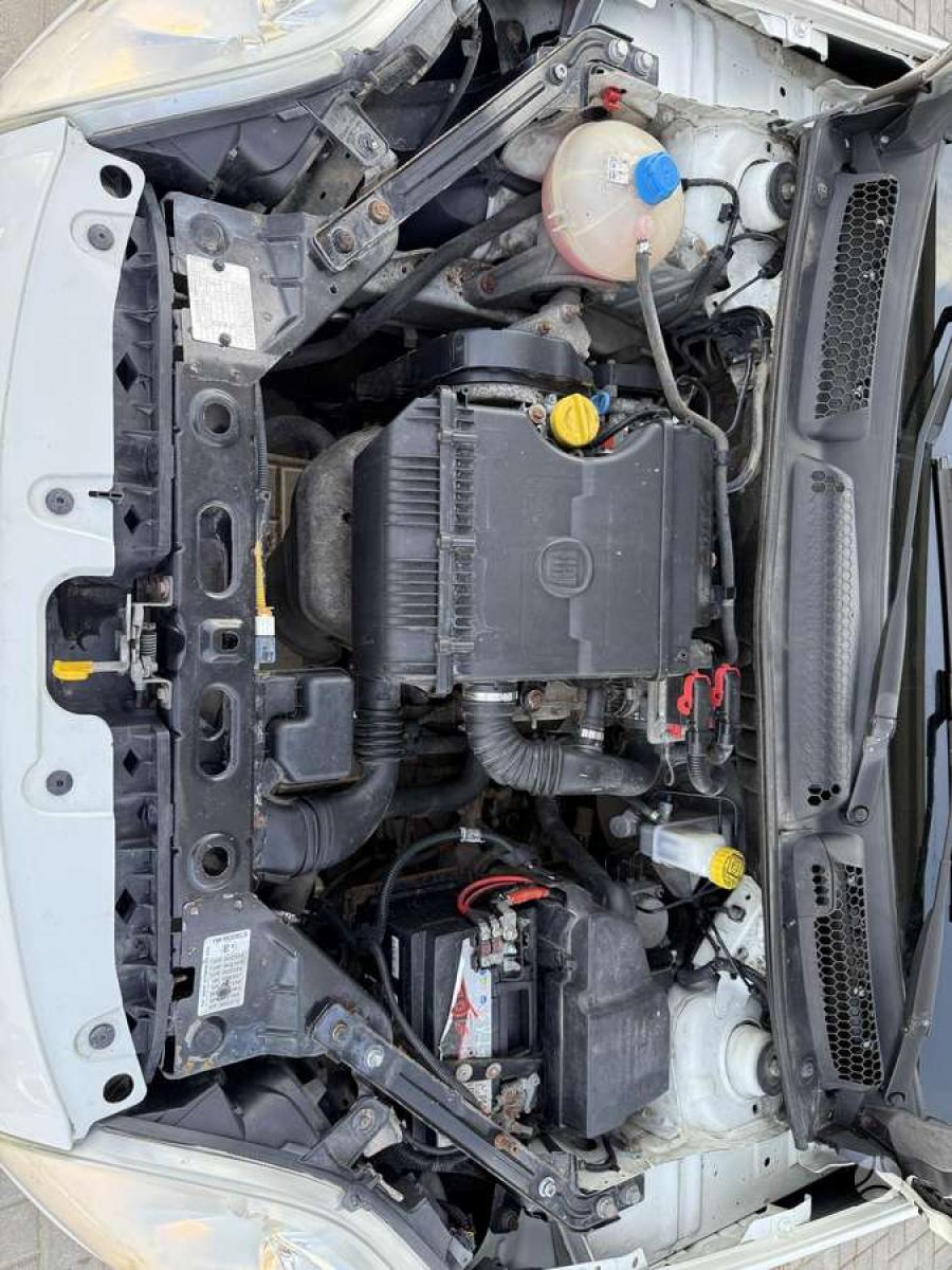White Fiat Bravo 2008 in Vilnius, with an engine capacity of 1.37 L and mileage of 225 thousand km for 950 €, photo 21 on AUTOMOTO.COM.LV