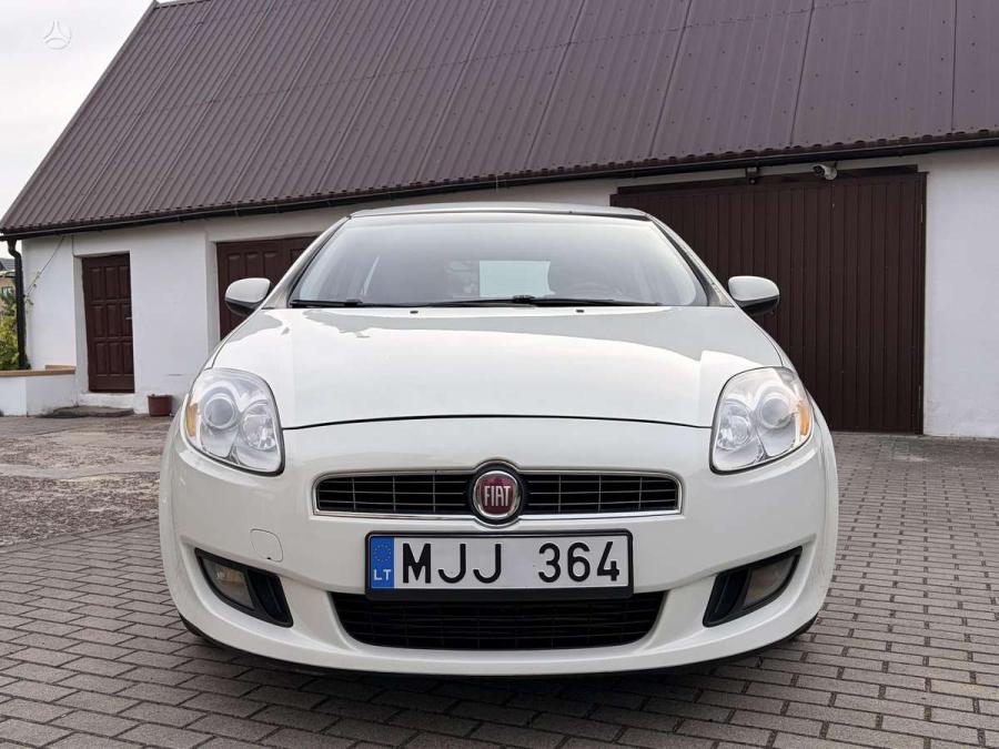 Balts Fiat Bravo 2010 Viļņa, ar dzinēja tilpumu 1.60 L un nobraukumu 385 tūkst. km par 1300 €, foto 5 vietnē AUTOMOTO.COM.LV