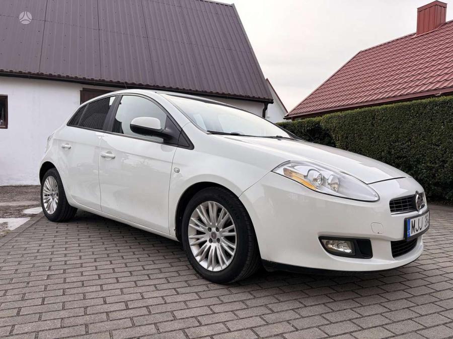 Balts Fiat Bravo 2010 Viļņa, ar dzinēja tilpumu 1.60 L un nobraukumu 385 tūkst. km par 1300 €, foto 6 vietnē AUTOMOTO.COM.LV