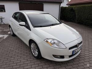 Balts Fiat Bravo 2010 Viļņa, ar dzinēja tilpumu 1.60 L un nobraukumu 385 tūkst. km par 1300 €, foto 7 vietnē AUTOMOTO.COM.LV