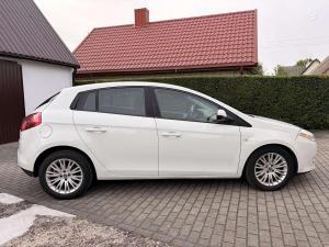 Balts Fiat Bravo 2010 Viļņa, ar dzinēja tilpumu 1.60 L un nobraukumu 385 tūkst. km par 1300 €, foto 8 vietnē AUTOMOTO.COM.LV