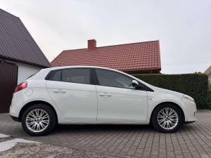 Balts Fiat Bravo 2010 Viļņa, ar dzinēja tilpumu 1.60 L un nobraukumu 385 tūkst. km par 1300 €, foto 9 vietnē AUTOMOTO.COM.LV