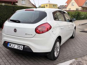 Balts Fiat Bravo 2010 Viļņa, ar dzinēja tilpumu 1.60 L un nobraukumu 385 tūkst. km par 1300 €, foto 12 vietnē AUTOMOTO.COM.LV