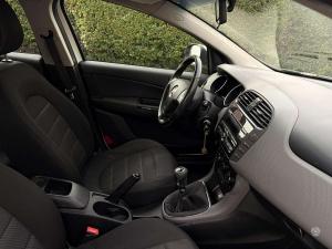 Balts Fiat Bravo 2010 Viļņa, ar dzinēja tilpumu 1.60 L un nobraukumu 385 tūkst. km par 1300 €, foto 18 vietnē AUTOMOTO.COM.LV