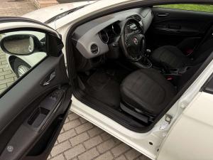 Balts Fiat Bravo 2010 Viļņa, ar dzinēja tilpumu 1.60 L un nobraukumu 385 tūkst. km par 1300 €, foto 22 vietnē AUTOMOTO.COM.LV
