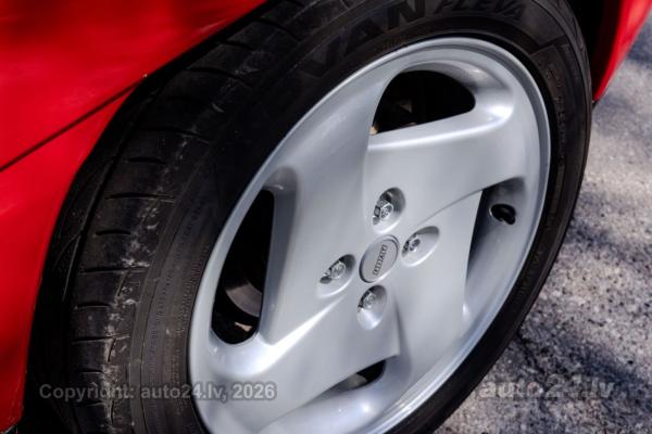 Sarkans Fiat Coupe 1995 Tallina, ar dzinēja tilpumu 2.00 L un nobraukumu 196 tūkst. km par 5500 €, foto 6 vietnē AUTOMOTO.COM.LV