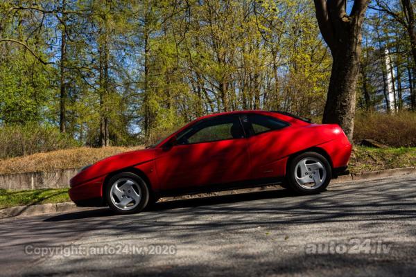 Sarkans Fiat Coupe 1995 Tallina, ar dzinēja tilpumu 2.00 L un nobraukumu 196 tūkst. km par 5500 €, foto 9 vietnē AUTOMOTO.COM.LV