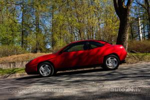 Sarkans Fiat Coupe 1995 Tallina, ar dzinēja tilpumu 2.00 L un nobraukumu 196 tūkst. km par 5500 €, foto 10 vietnē AUTOMOTO.COM.LV