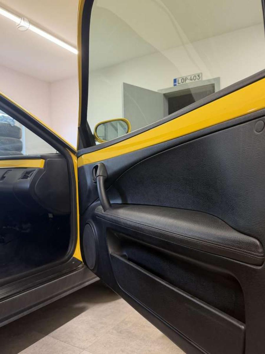 Dzeltens Fiat Coupe 1998 Viļņa, ar dzinēja tilpumu 1.75 L un nobraukumu 180 tūkst. km par 5800 €, foto 15 vietnē AUTOMOTO.COM.LV