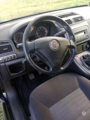 Black Fiat Croma 2009 in Marijampole, with an engine capacity of 1.91 L and mileage of 268 thousand km for 2000 €, photo 20 on AUTOMOTO.COM.LV