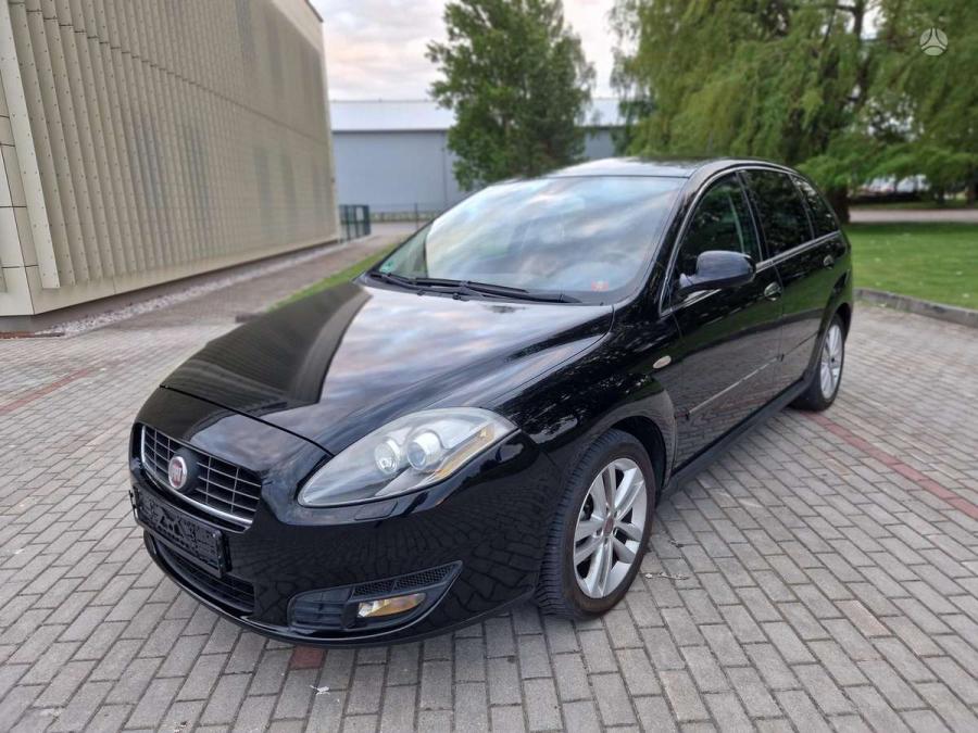 Melns Fiat Croma 2009 Raseiniai, ar dzinēja tilpumu 1.91 L un nobraukumu 310 tūkst. km par 2350 €, foto 1 vietnē AUTOMOTO.COM.LV