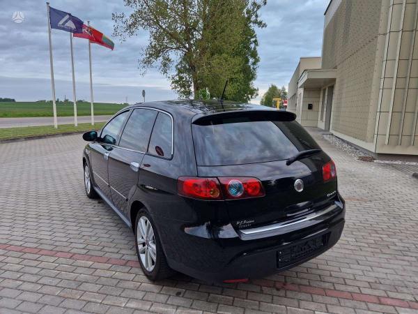 Melns Fiat Croma 2009 Raseiniai, ar dzinēja tilpumu 1.91 L un nobraukumu 310 tūkst. km par 2350 €, foto 5 vietnē AUTOMOTO.COM.LV