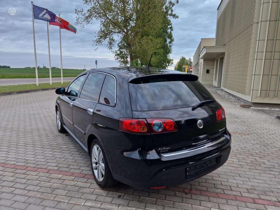 Melns Fiat Croma 2009 Raseiniai, ar dzinēja tilpumu 1.91 L un nobraukumu 310 tūkst. km par 2350 €, foto 6 vietnē AUTOMOTO.COM.LV