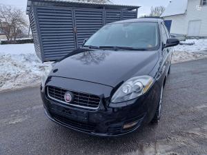 Melns Fiat Croma 2010 Raseiniai, ar dzinēja tilpumu 1.90 L un nobraukumu 300 tūkst. km par 2350 €, foto 2 vietnē AUTOMOTO.COM.LV
