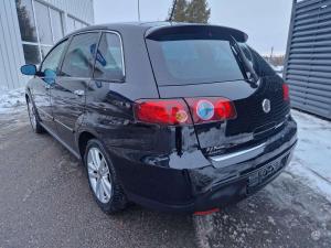 Melns Fiat Croma 2010 Raseiniai, ar dzinēja tilpumu 1.90 L un nobraukumu 300 tūkst. km par 2350 €, foto 5 vietnē AUTOMOTO.COM.LV