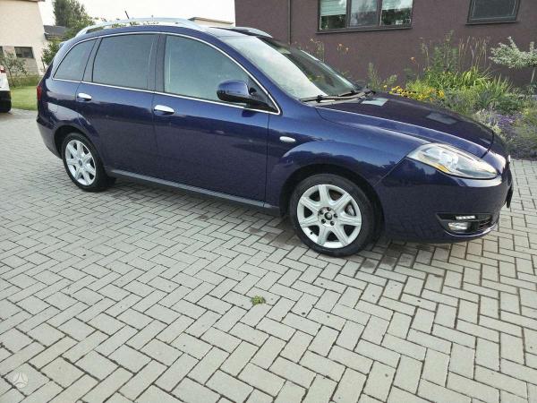 Blue Fiat Croma 2009 in Vilnius, with an engine capacity of 2.40 L and mileage of 250 thousand km for 2200 €, photo 6 on AUTOMOTO.COM.LV