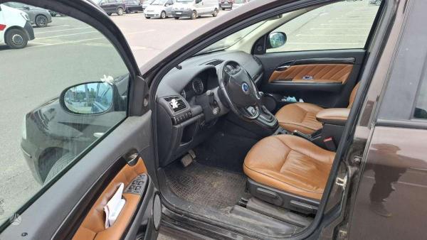 Brown Fiat Croma 2007 in Vilnius, with an engine capacity of 2.20 L and mileage of 238 thousand km for 1800 €, photo 11 on AUTOMOTO.COM.LV