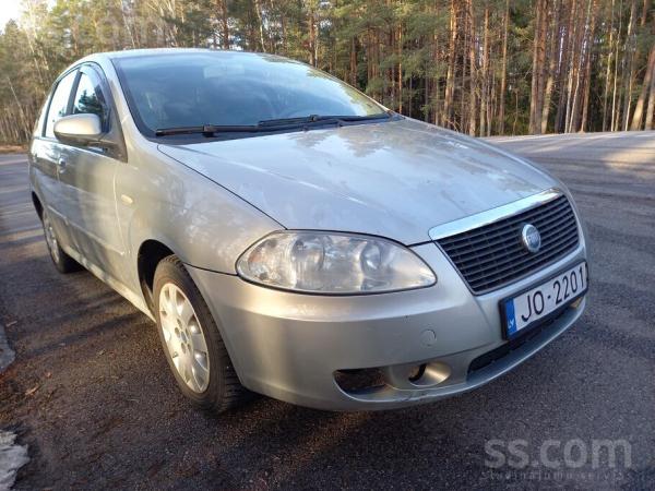 Серый Фиат Крома 2006 в Рига, объемом двигателя 1.90 л и пробегом 232 тыс. км за 850 €, фото 3 на AUTOMOTO.COM.LV