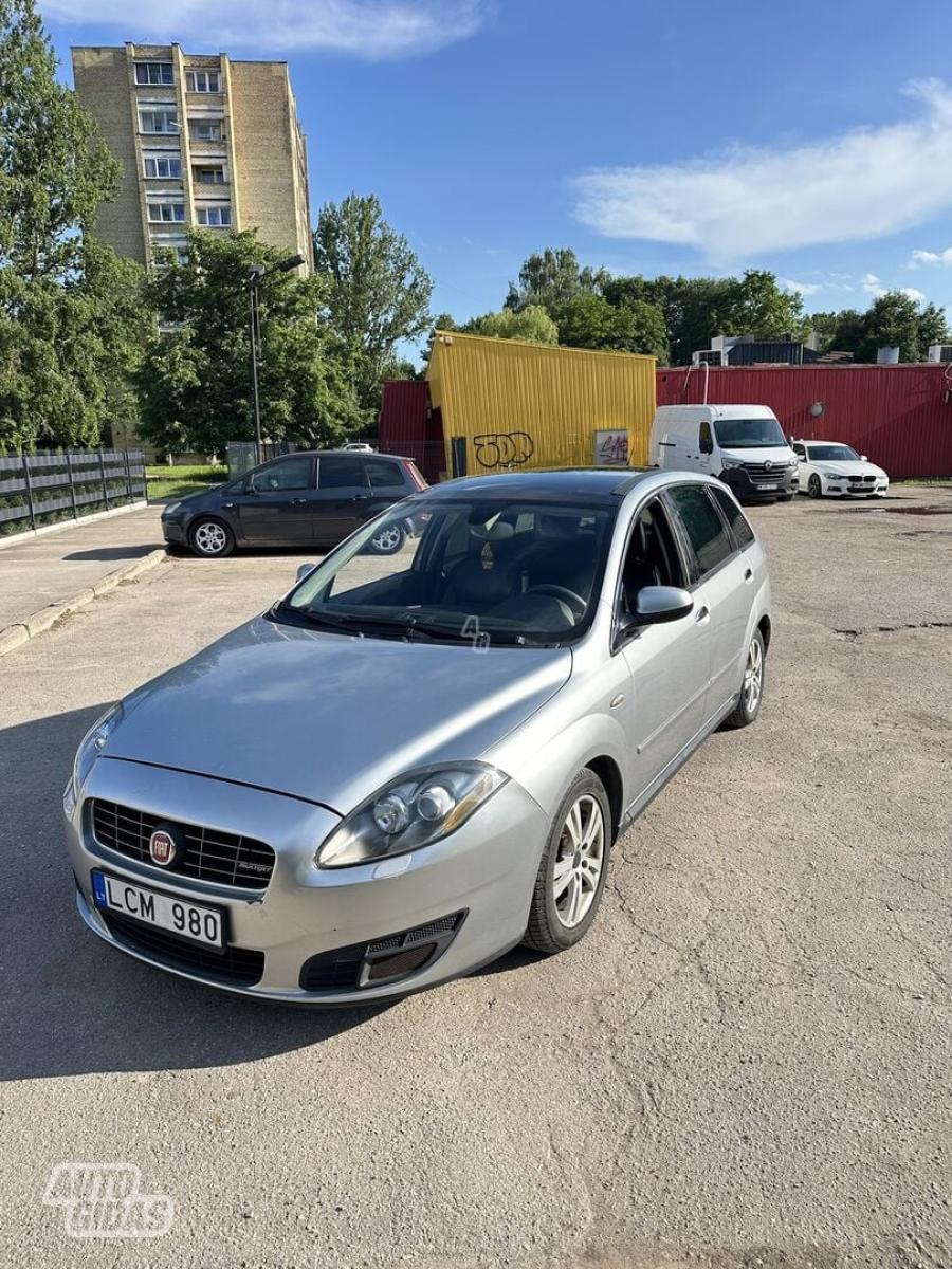 Серый Фиат Крома 2008 в Каунас, объемом двигателя 1.90 л и пробегом 275 тыс. км за 1650 €, фото 1 на AUTOMOTO.COM.LV