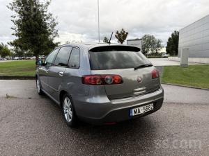Grey Fiat Croma 2011 in Riga, with an engine capacity of 2.40 L and mileage of 262 thousand km for 1295 €, photo 3 on AUTOMOTO.COM.LV