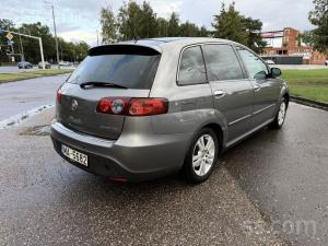 Grey Fiat Croma 2011 in Riga, with an engine capacity of 2.40 L and mileage of 262 thousand km for 1295 €, photo 5 on AUTOMOTO.COM.LV