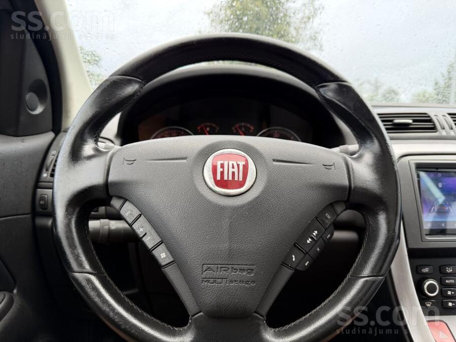 Grey Fiat Croma 2011 in Riga, with an engine capacity of 2.40 L and mileage of 262 thousand km for 1295 €, photo 21 on AUTOMOTO.COM.LV