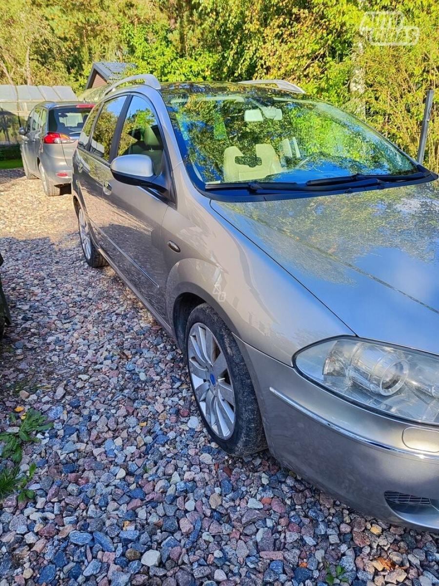 Fiat Croma 2009 Viļņa, ar dzinēja tilpumu 2.40 L un nobraukumu 261 tūkst. km par 1250 €, foto 3 vietnē AUTOMOTO.COM.LV