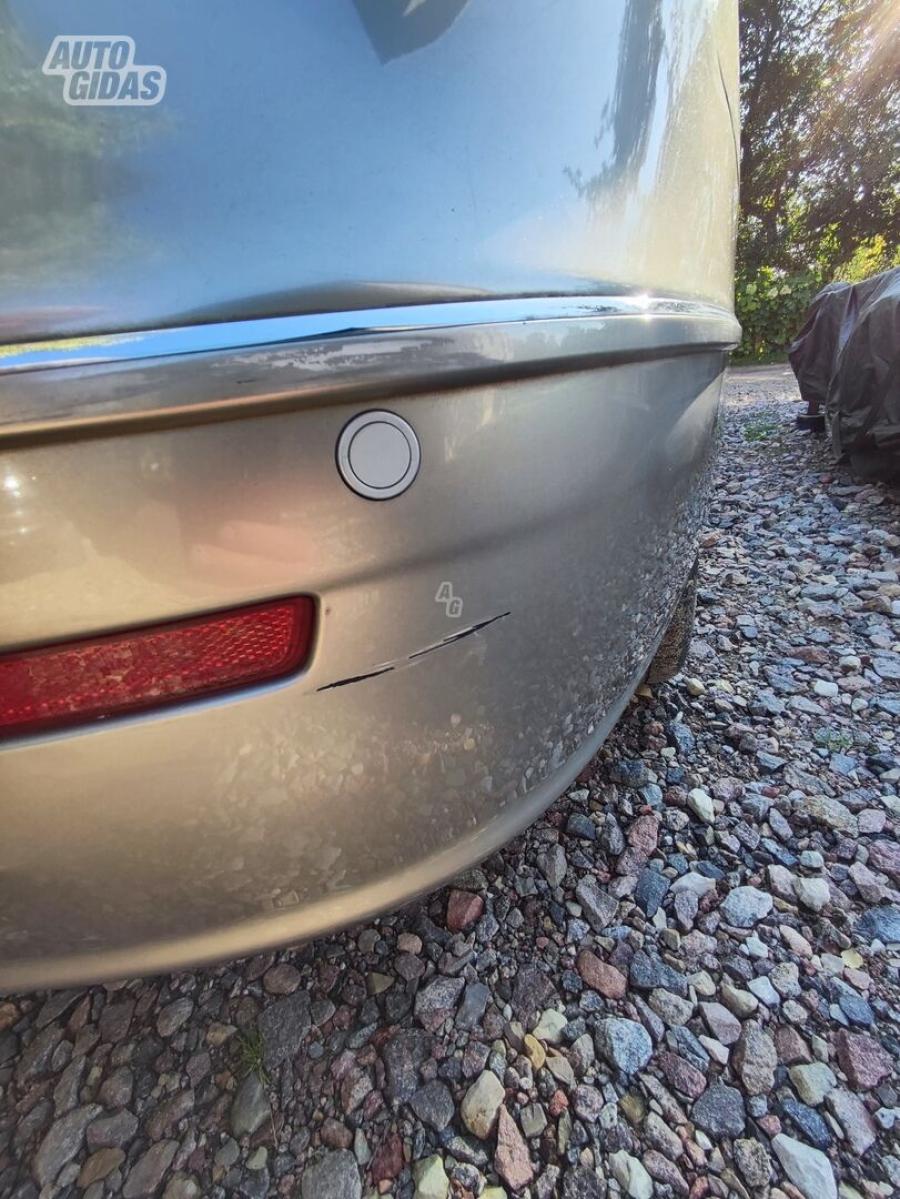 Fiat Croma 2009 Viļņa, ar dzinēja tilpumu 2.40 L un nobraukumu 261 tūkst. km par 1250 €, foto 8 vietnē AUTOMOTO.COM.LV