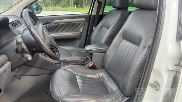 Fiat Croma 2007 Cēsis vietnē Balts Fiat Croma 2007 Cēsis, ar dzinēja tilpumu 1.90 L un nobraukumu 299 tūkst. km par 950 €, foto 10 vietnē AUTOMOTO.COM.LV