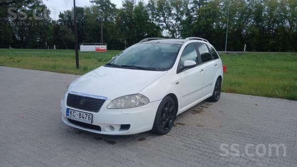 Fiat Croma 2007 Cēsis vietnē Balts Fiat Croma 2007 Cēsis, ar dzinēja tilpumu 1.90 L un nobraukumu 299 tūkst. km par 950 €, foto 5 vietnē AUTOMOTO.COM.LV